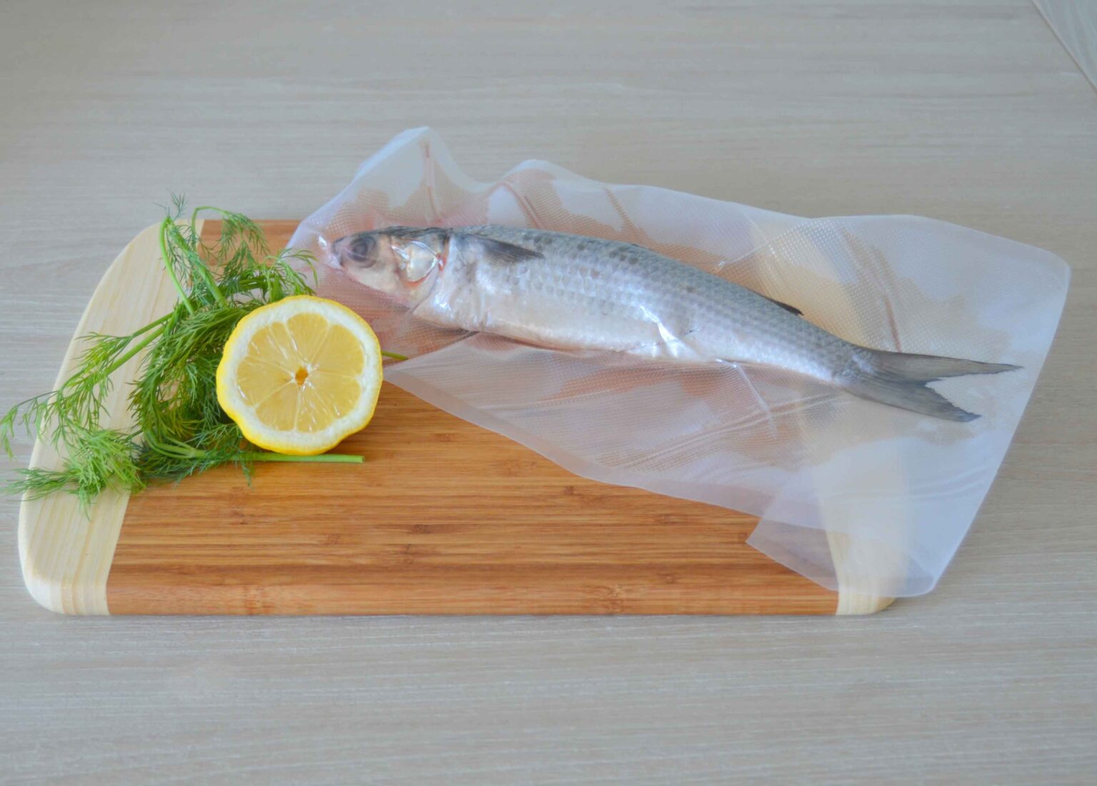 Vacuum Sealing Fish - Pac Food